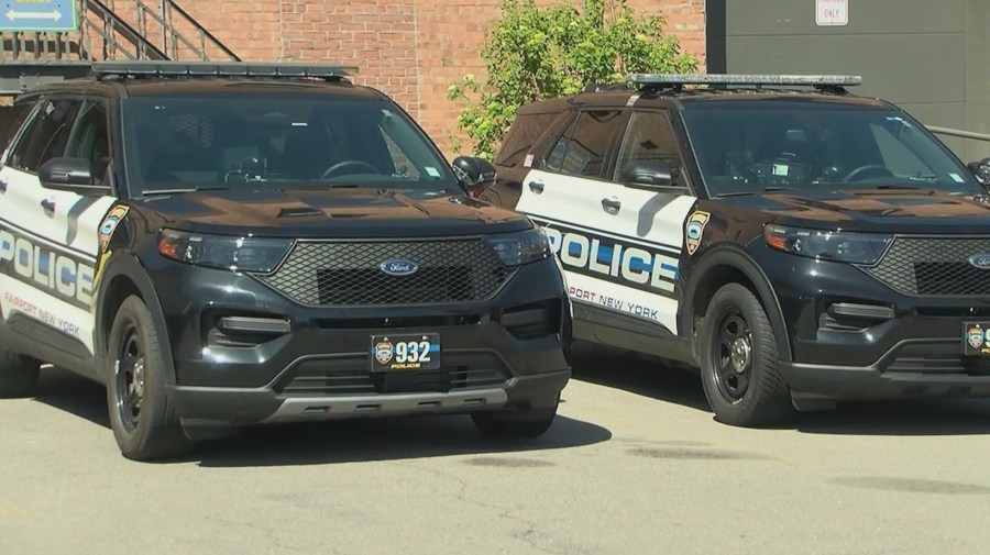 Fairport nears pick for new police chief as residents call for stronger ...