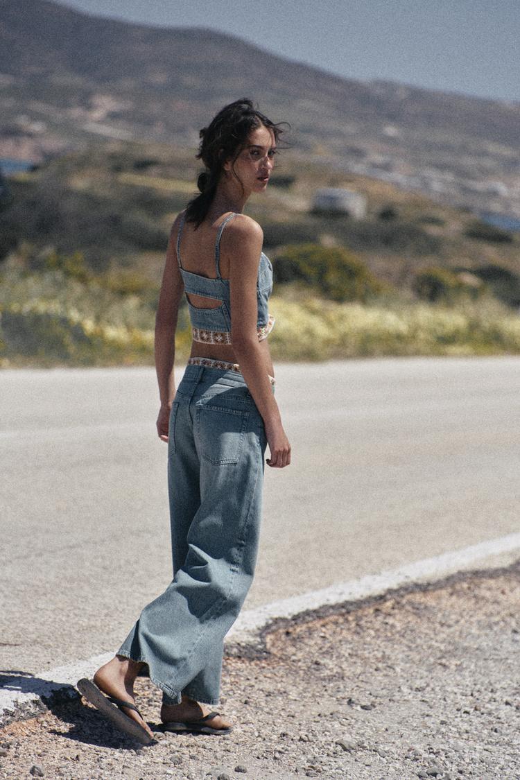 Zara anuncia la llegada de un conjunto vaquero con detalles en ...