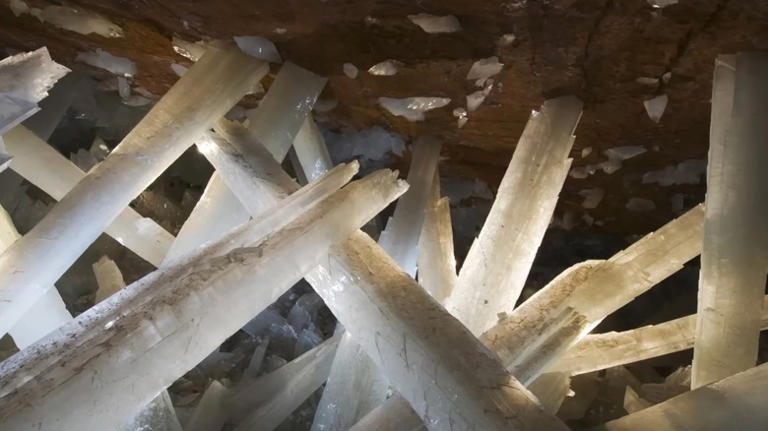 The 'Sistine Chapel of Crystals' is a unique cave in Mexico with some ...