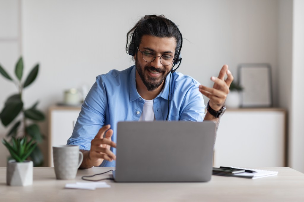 20 remote jobs that don’t require a degree revealed — and the pay is ...