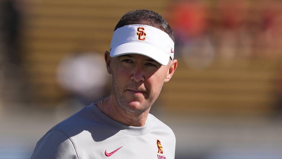 Former USC standout earns major role on national title contender's ...