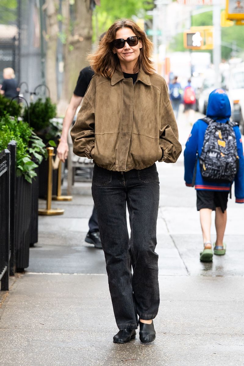 Katie Holmes spring style in photos: Effortless chic, neutral tones ...