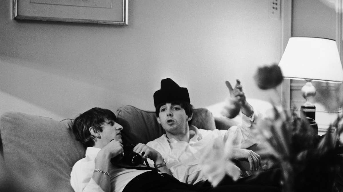 Paul McCartney and Ringo Starr release the first-ever duet between two ...