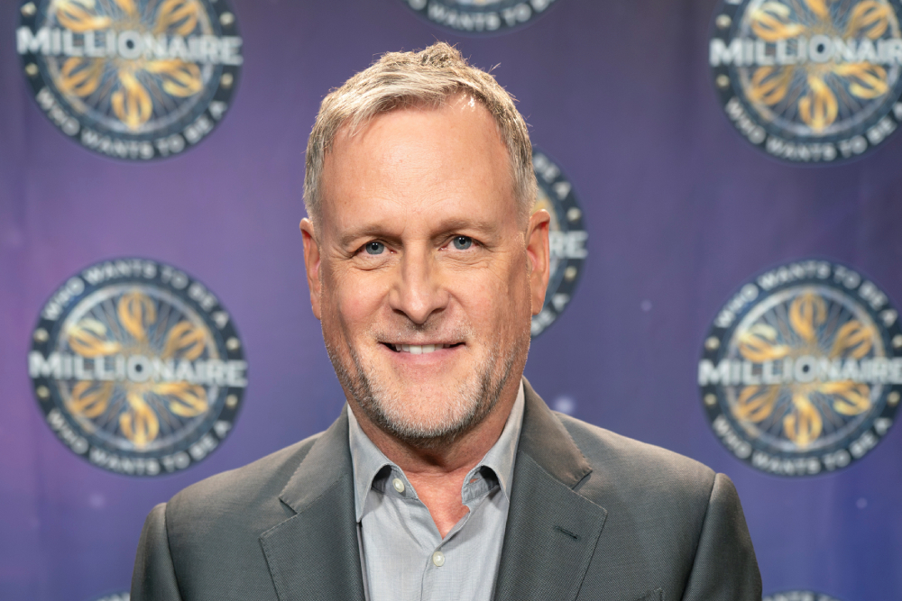 Dave Coulier lost 45 pounds after cancer treatment