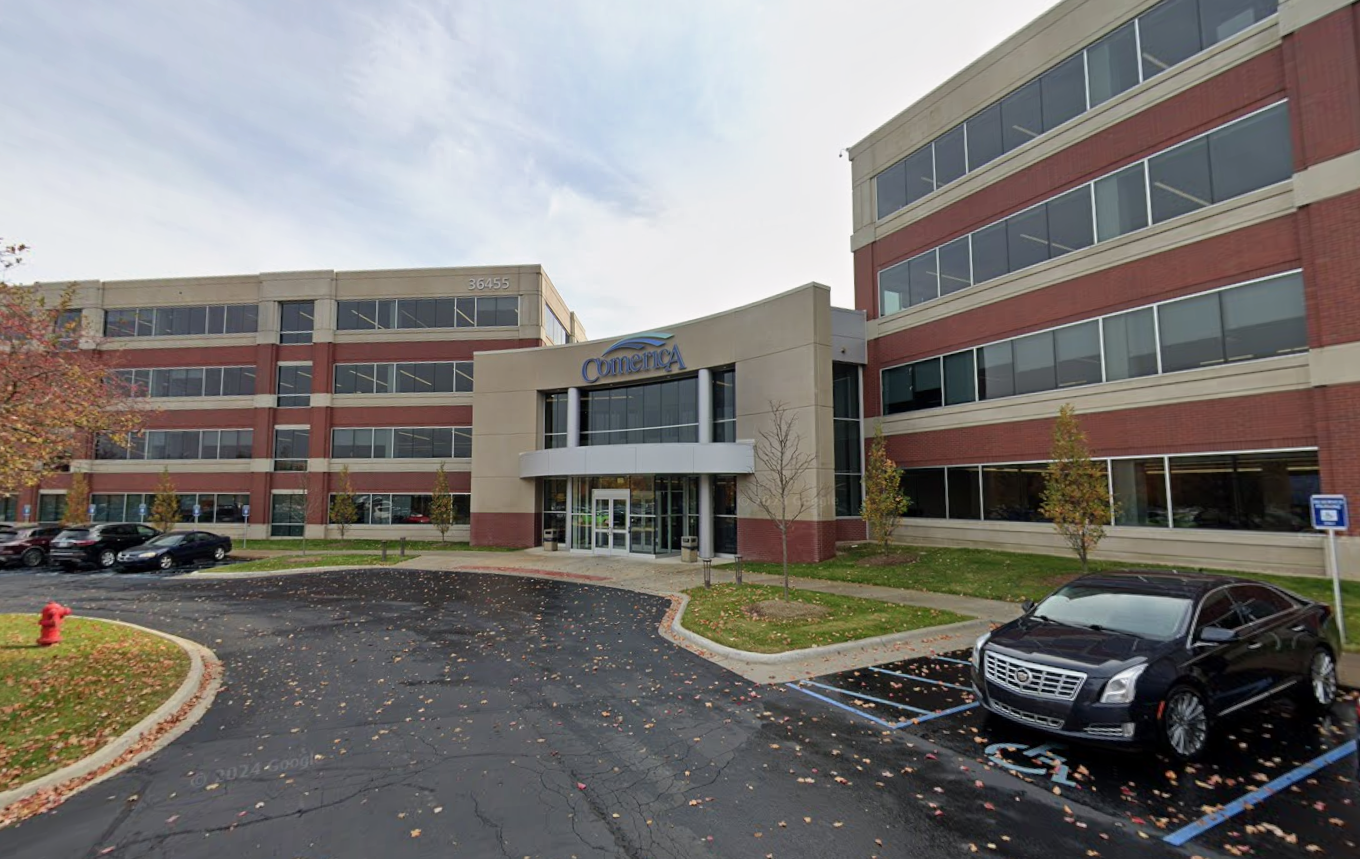 Fifth Third to lay off hundreds at former Comerica campus