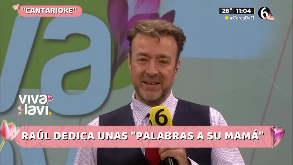 Raúl Magaña le canta a su mamá