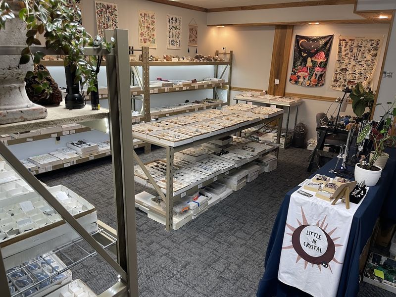 10 mesmerizing West Virginia crystal shops for collectors, seekers, and ...