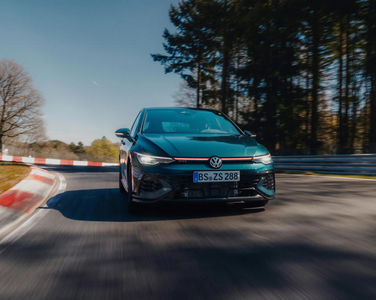 Honda’s spiciest Civic just got showed up at the world’s most notorious ...