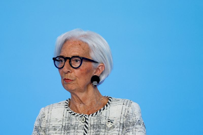 ECB、原油高でも機動的対応可能 会合ごとに判断＝総裁