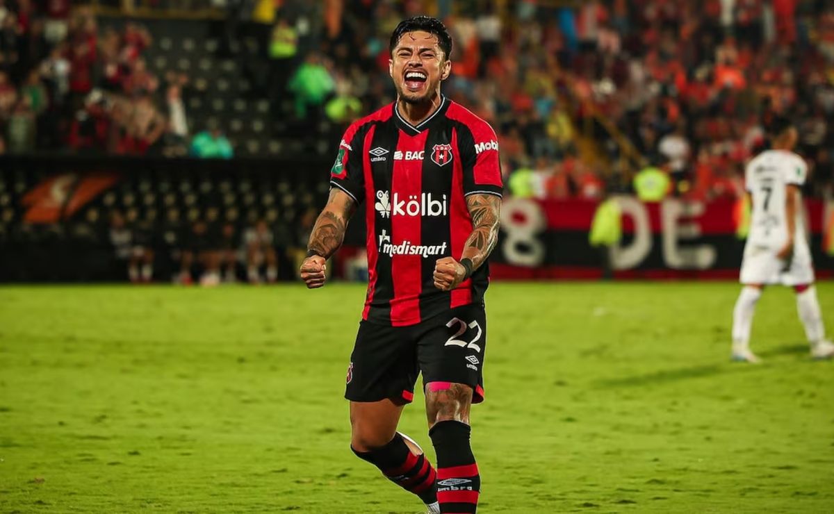 Kevin Jiménez adelanta la decisión de Ronald Matarrita sobre su futuro ...