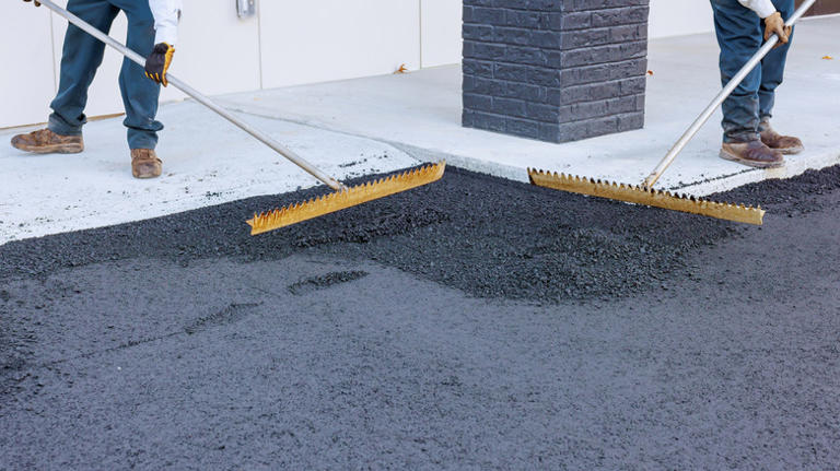The common edging material to avoid with your asphalt driveway