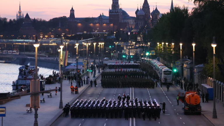 As Trump announces a 3-day Russia-Ukraine ceasefire, Putin prepares a ...