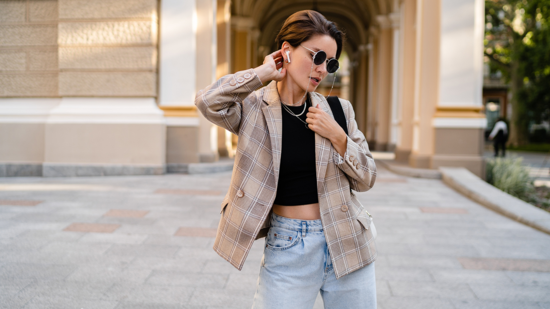 11 everyday outfit ideas that strike a balance between comfort and style