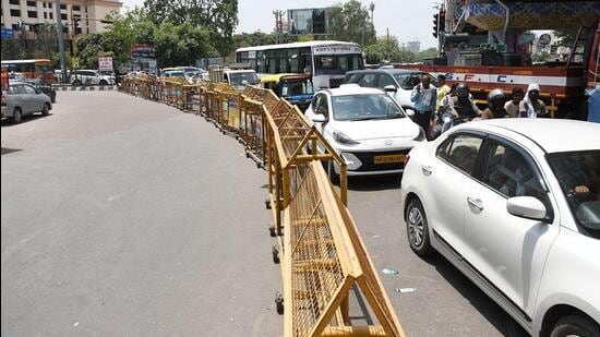Kamta traffic experiment puts brakes on bus operations