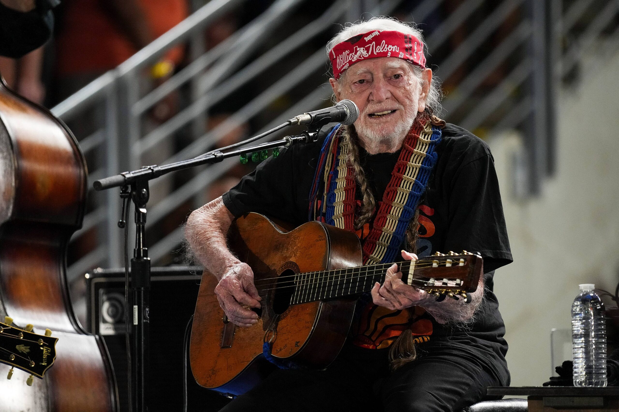 Willie Nelson, 93, ignores pleas to ‘Take It Easy’ as he prepares for ...