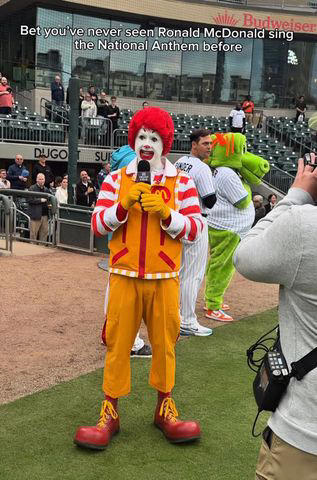 Baseball fans left baffled after national anthem singer revealed to be ...
