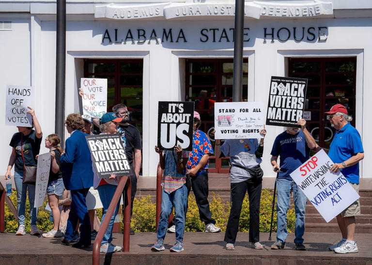 Federal court blocks Alabama from using GOP-drawn congressional map