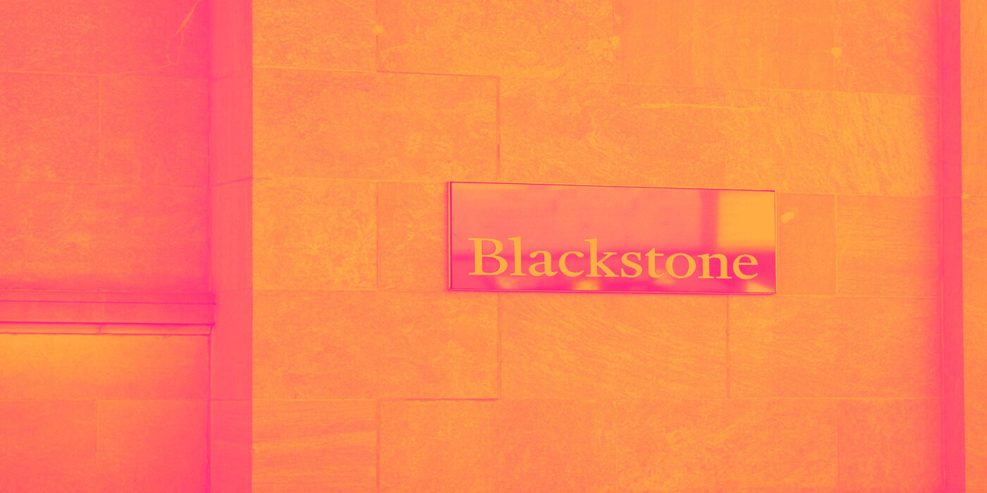 2 reasons we’re fans of Blackstone (BX)