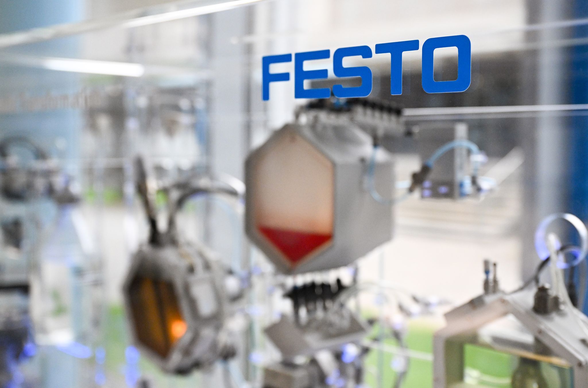 Industrie: Festo will rund 1.300 Stellen in Deutschland streichen