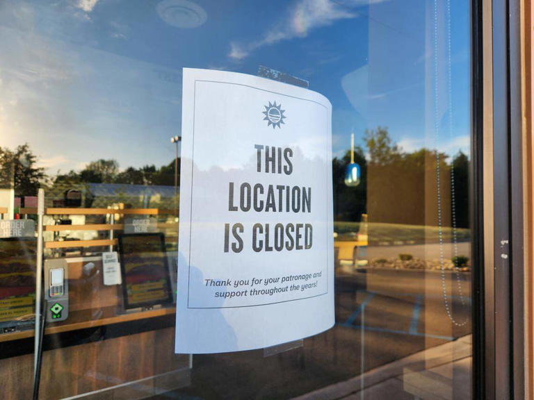 The Lexington location of a national burger chain has closed. What we know