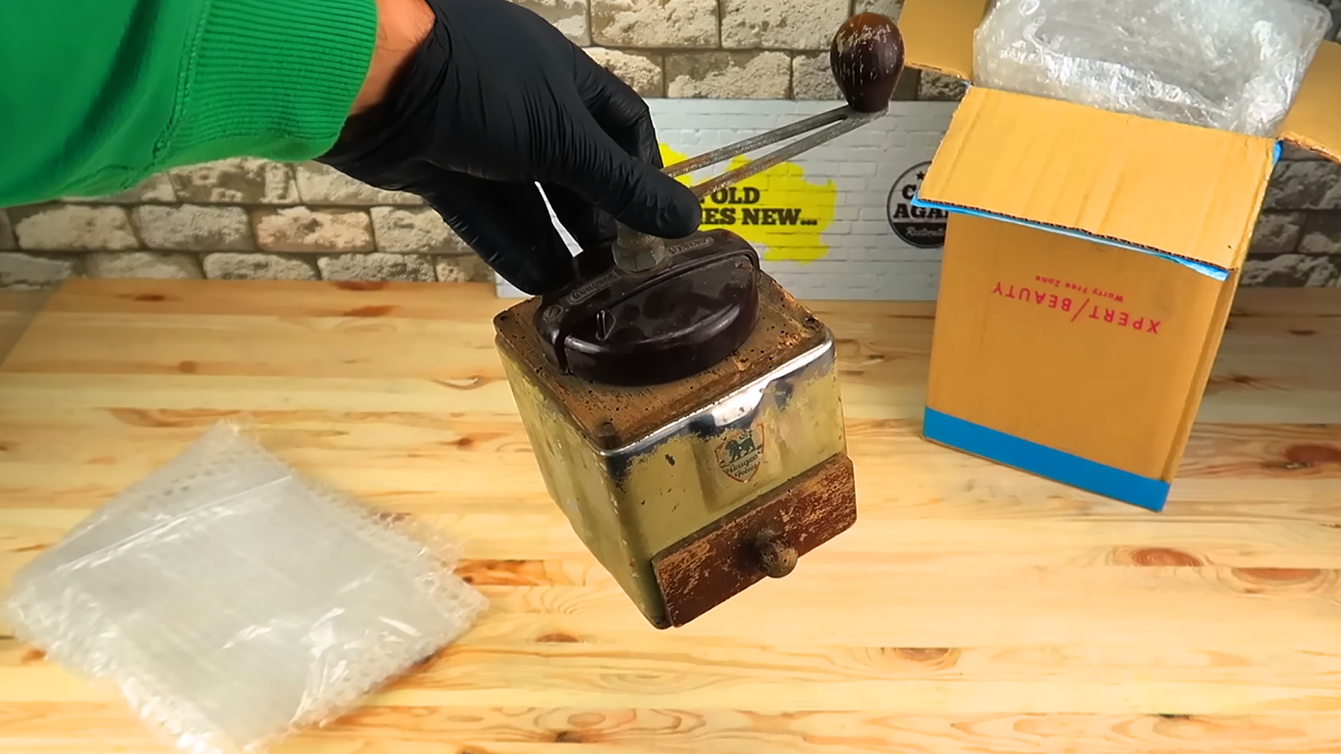 I restored Tysytube’s coffee grinder - laser cleaning restoration