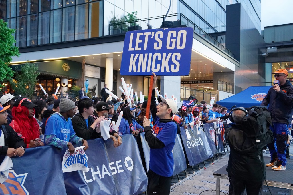 One Philly fan devises train ploy to drive up prices to keep Knicks ...