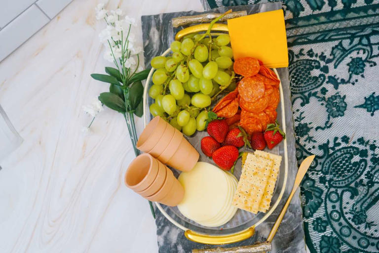 How to use flower pots to make individual charcuterie cups