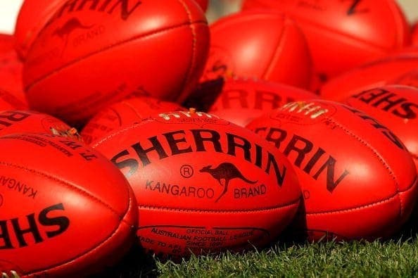 Local footy powerhouse apologises for inappropriate comments