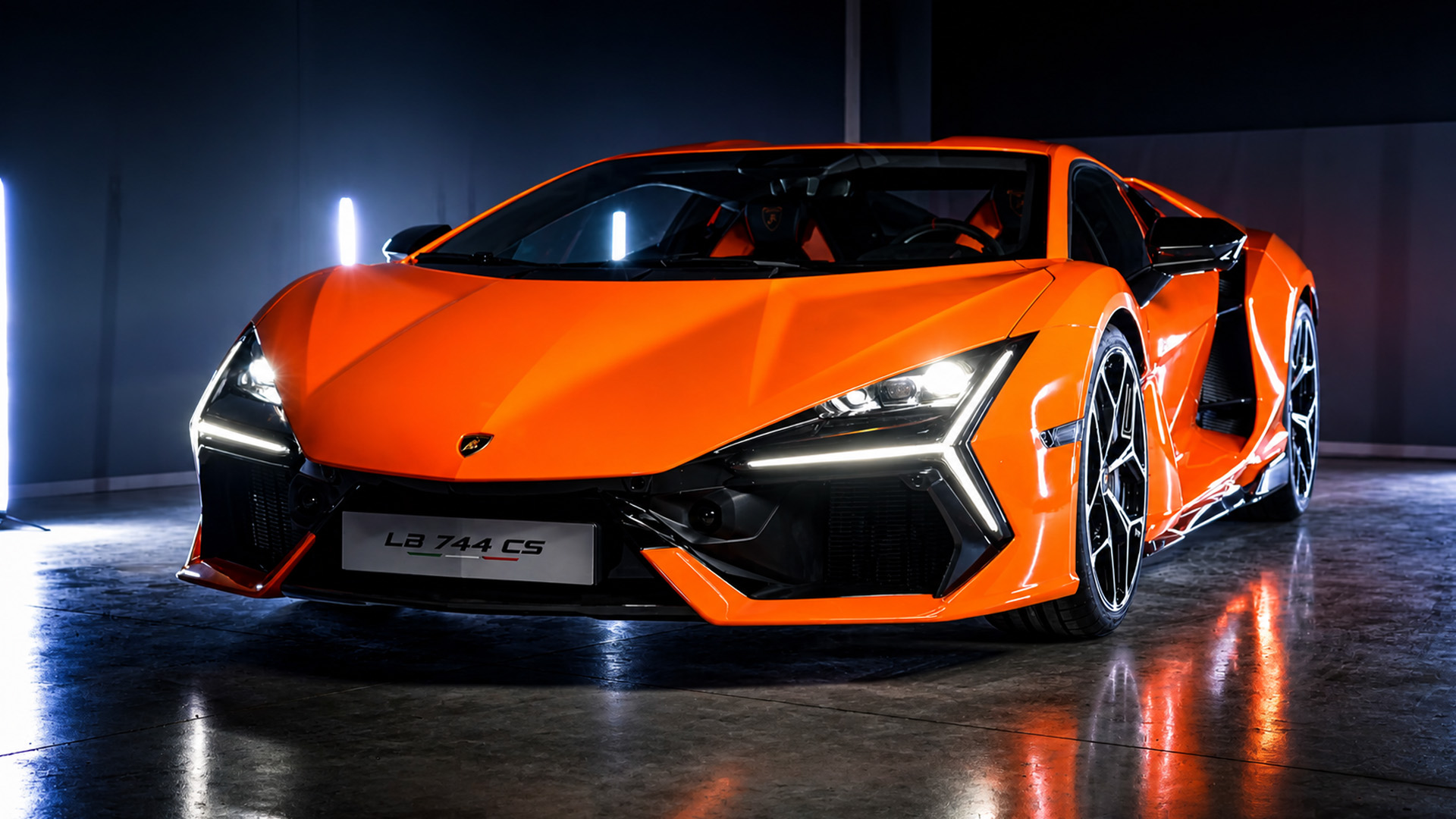 Is the Lamborghini Revuelto better than the Ferrari SF90?