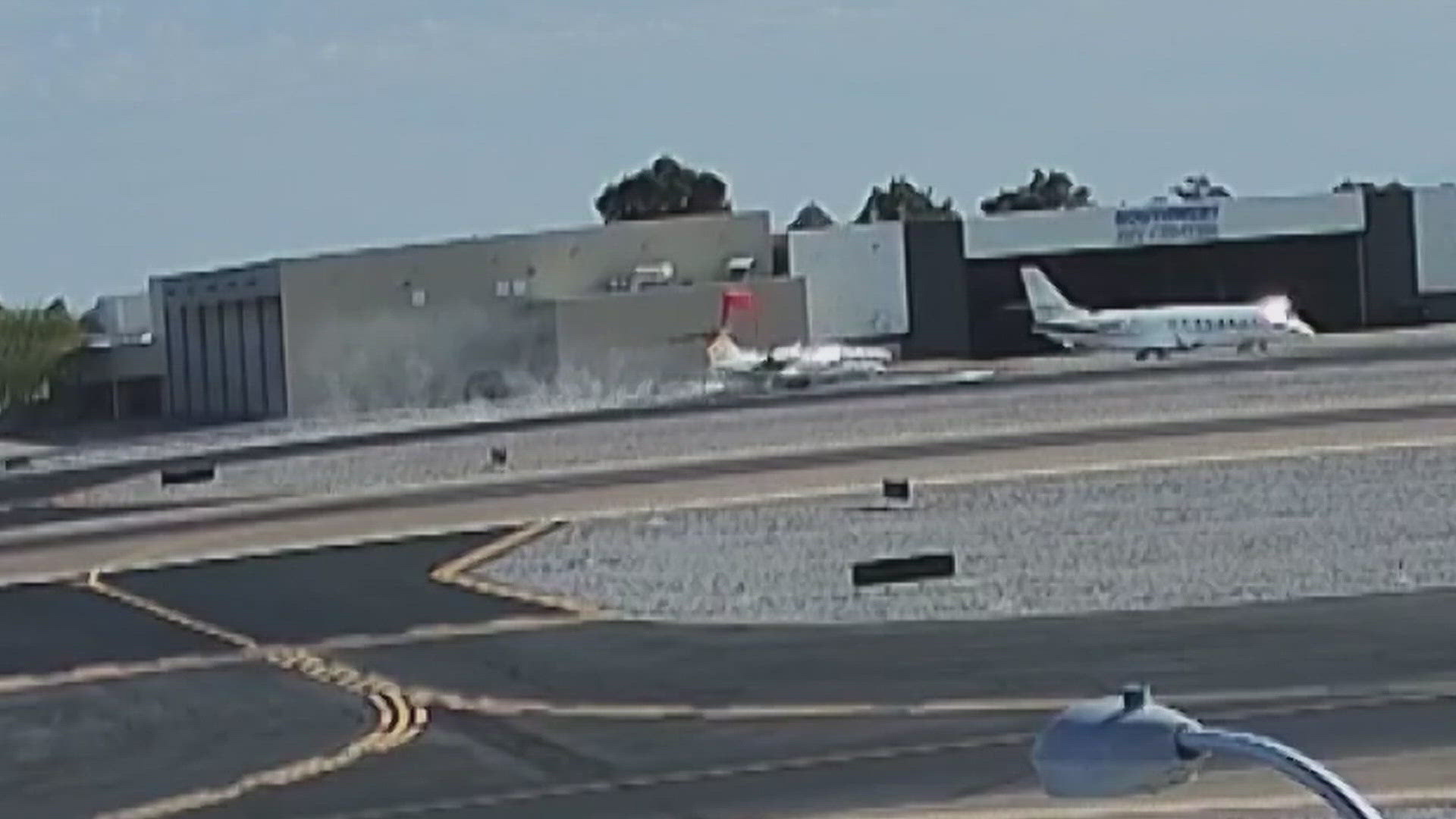 Motley Crue singer Vince Neil's company suing Scottsdale over plane crash