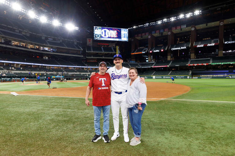 For Rangers' Peyton Gray, mom's resilience in cancer battle served as ...