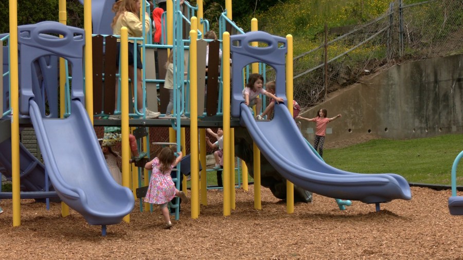 City of Clarksburg opens new Glen Elk playground
