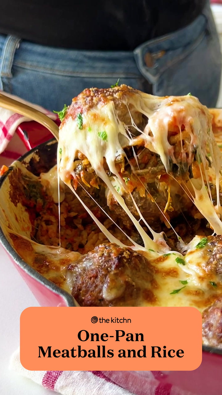 How to Make One-Pan Meatballs and Rice