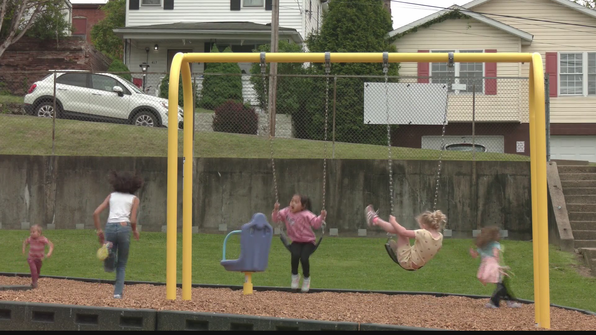 City of Clarksburg opens new Glen Elk playground