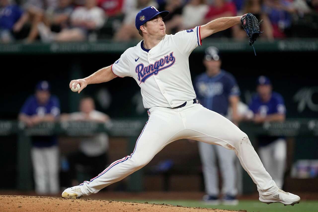 Rangers' Josh Sborz faces another obstacle in shoulder recovery, to ...