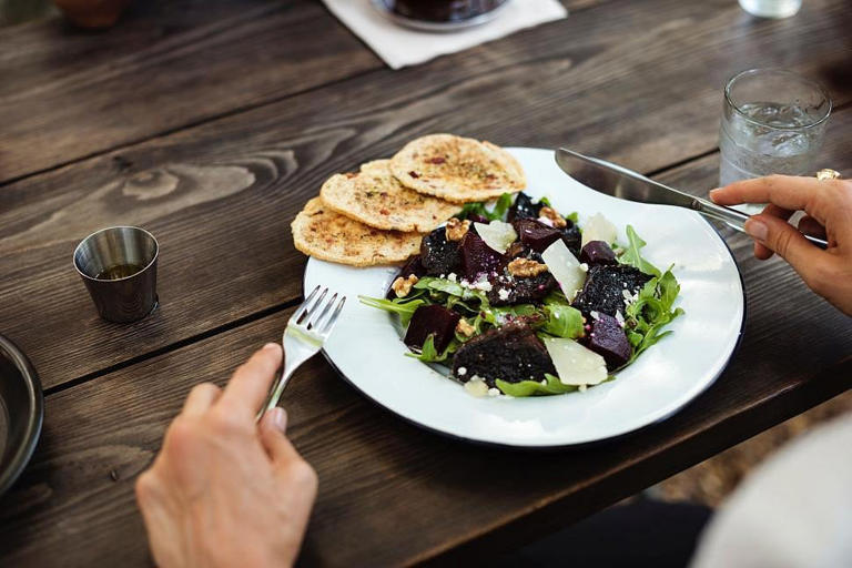 How long gaps between meals can quietly slow down your metabolism