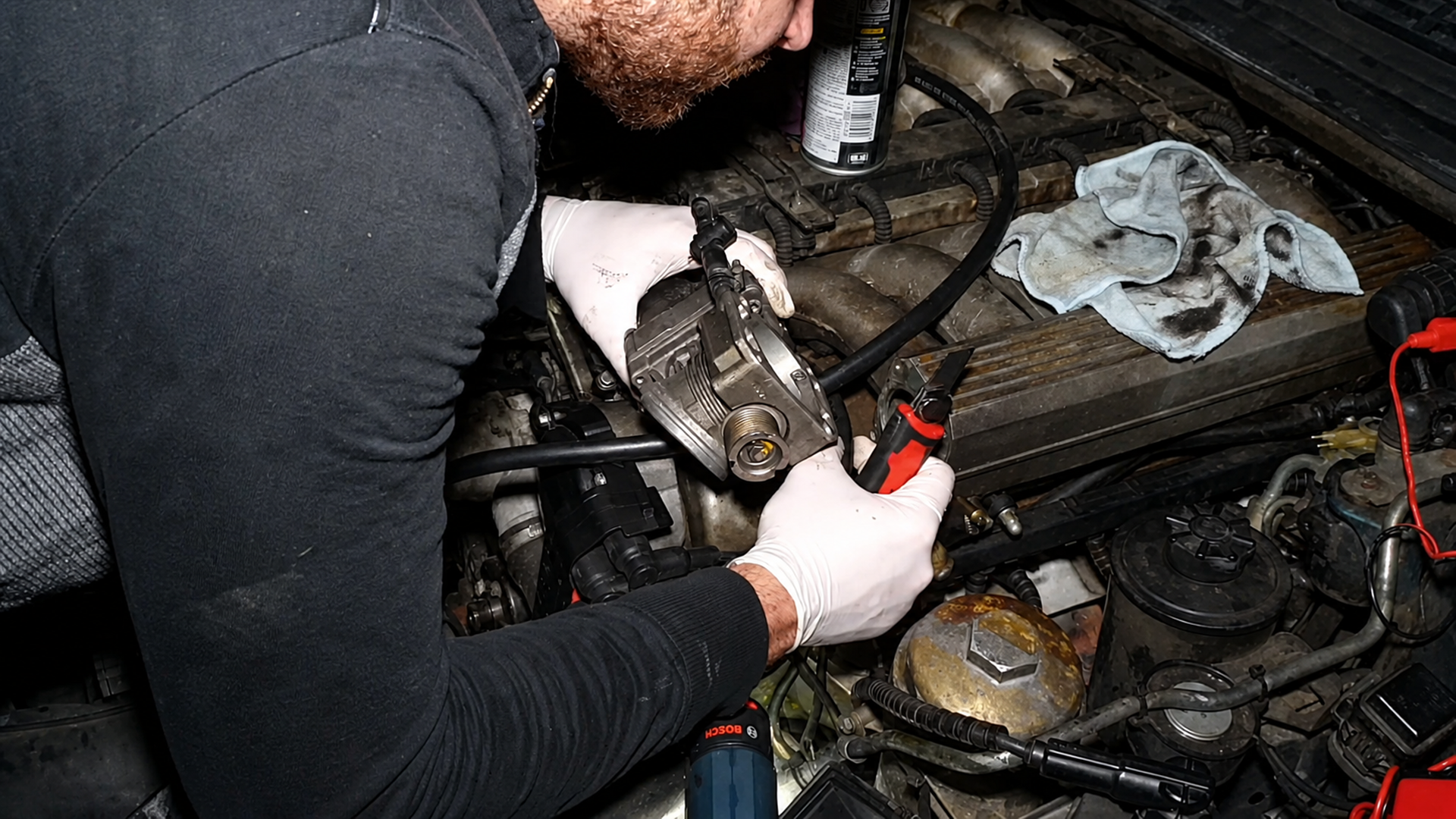 Rescuing a legendary V12 BMW from a decade of dust