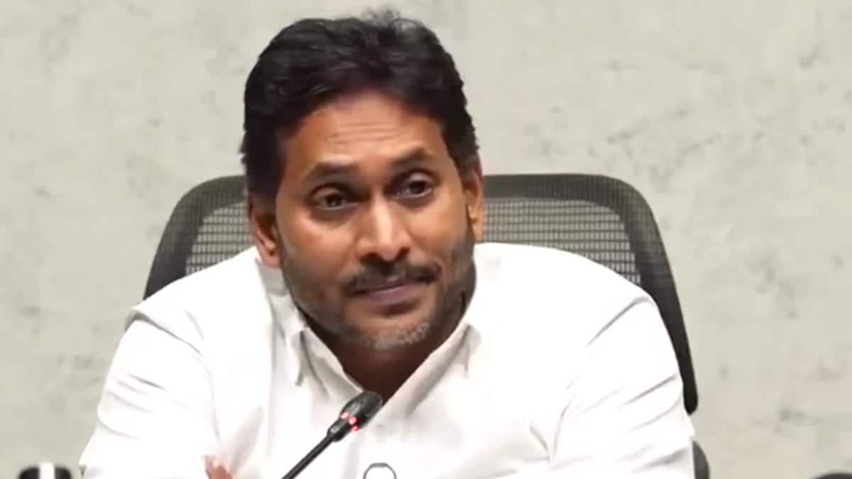 Jagan Reddy accuses Chandrababu Naidu govt of misusing police to ...