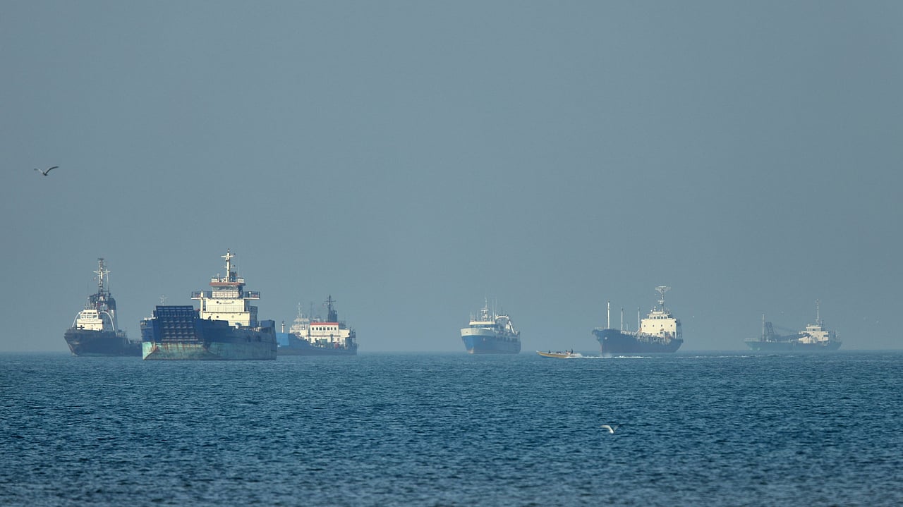 US fires on and disables 2 more Iranian tankers as tensions rise in the ...
