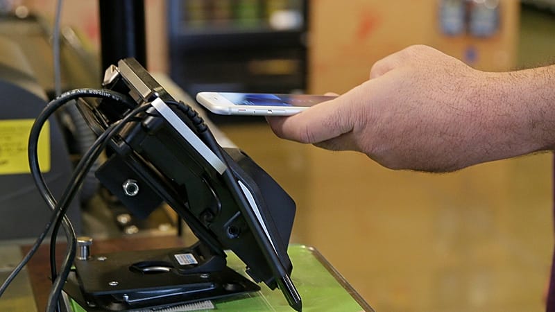 Spain's Bizum heads to the high street to take on Visa and Mastercard