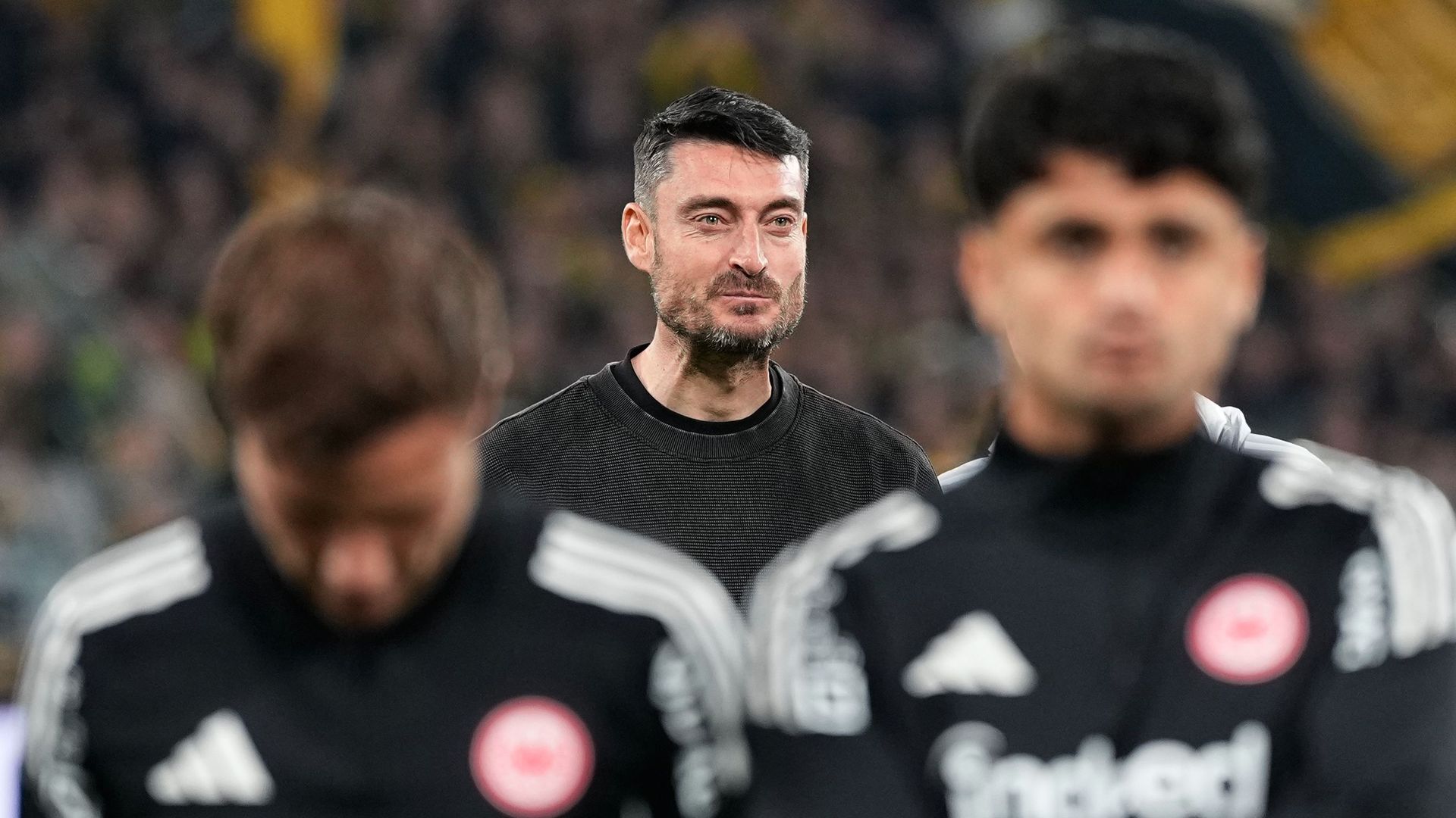 Frankfurt plant auch gegen Stuttgart mit Riera als Trainer