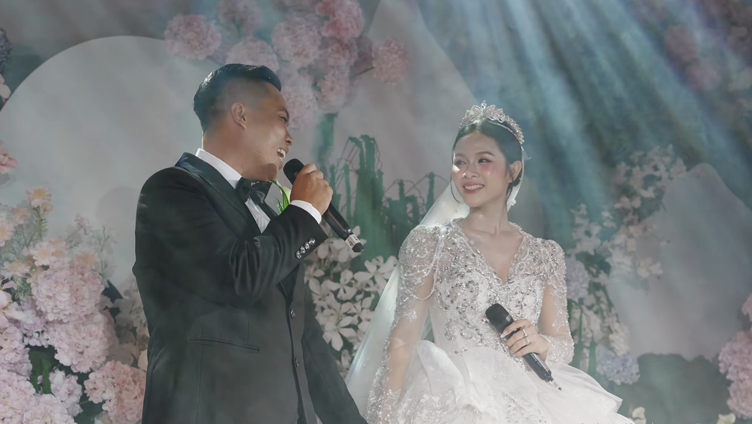 Võ sư viết rap kể chuyện tình tại đám cưới, hút triệu view