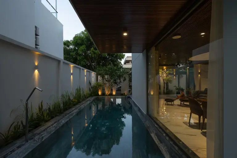 Thiết kế nhà ấn tượng với hệ lõi elip xuyên suốt các tầng