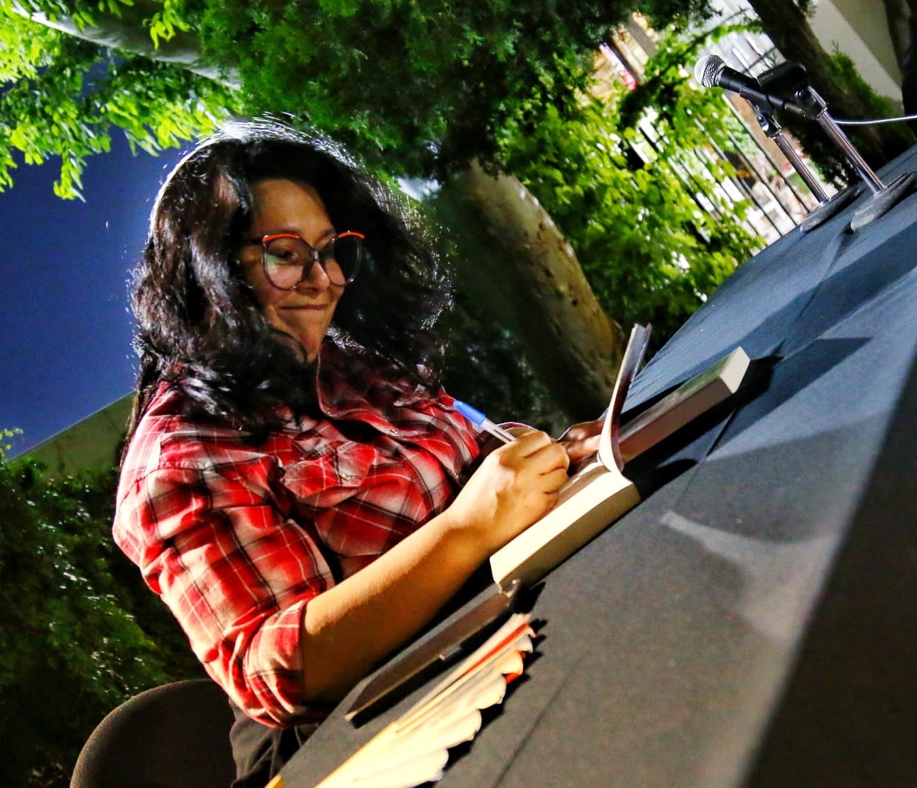Elma Correa presenta novela ganadora del Premio Biblioteca Breve