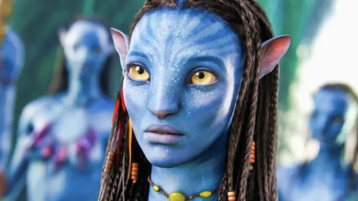 Demandan a James Cameron por usar rostro de actriz indígena en "Avatar"