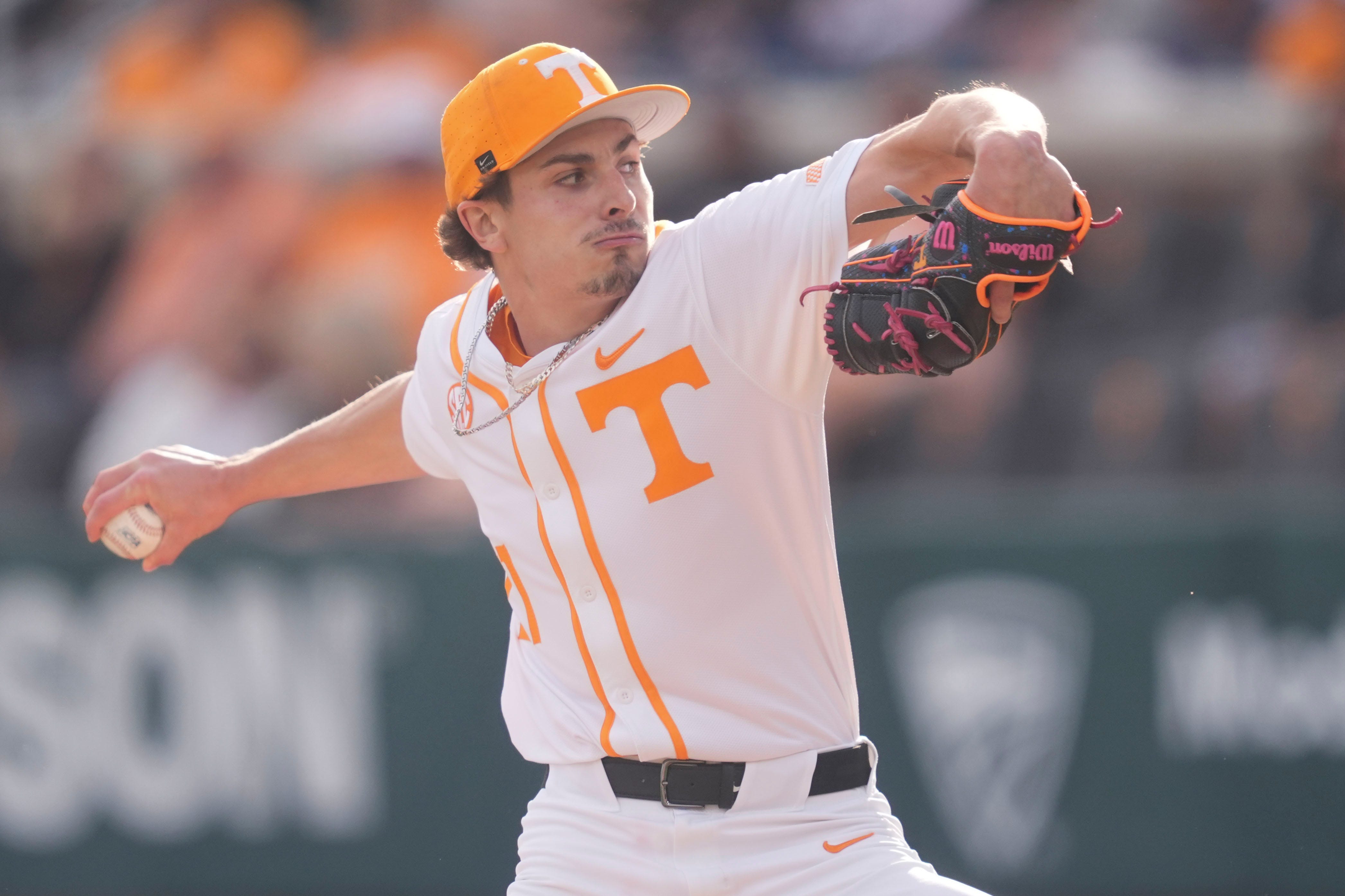 Tennessee, Oklahoma baseball receiving votes ahead of SEC series