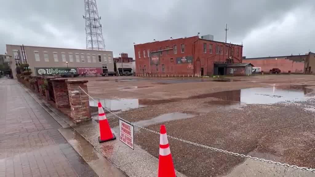 Downtown Lake Charles businesses say United Way parking lot closure is ...