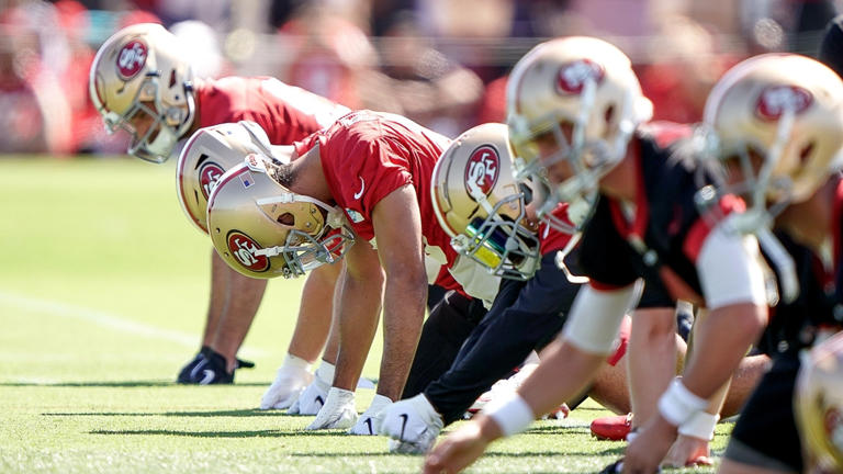 Sights from 49ers rookie minicamp: Newcomers hit the field in Santa Clara