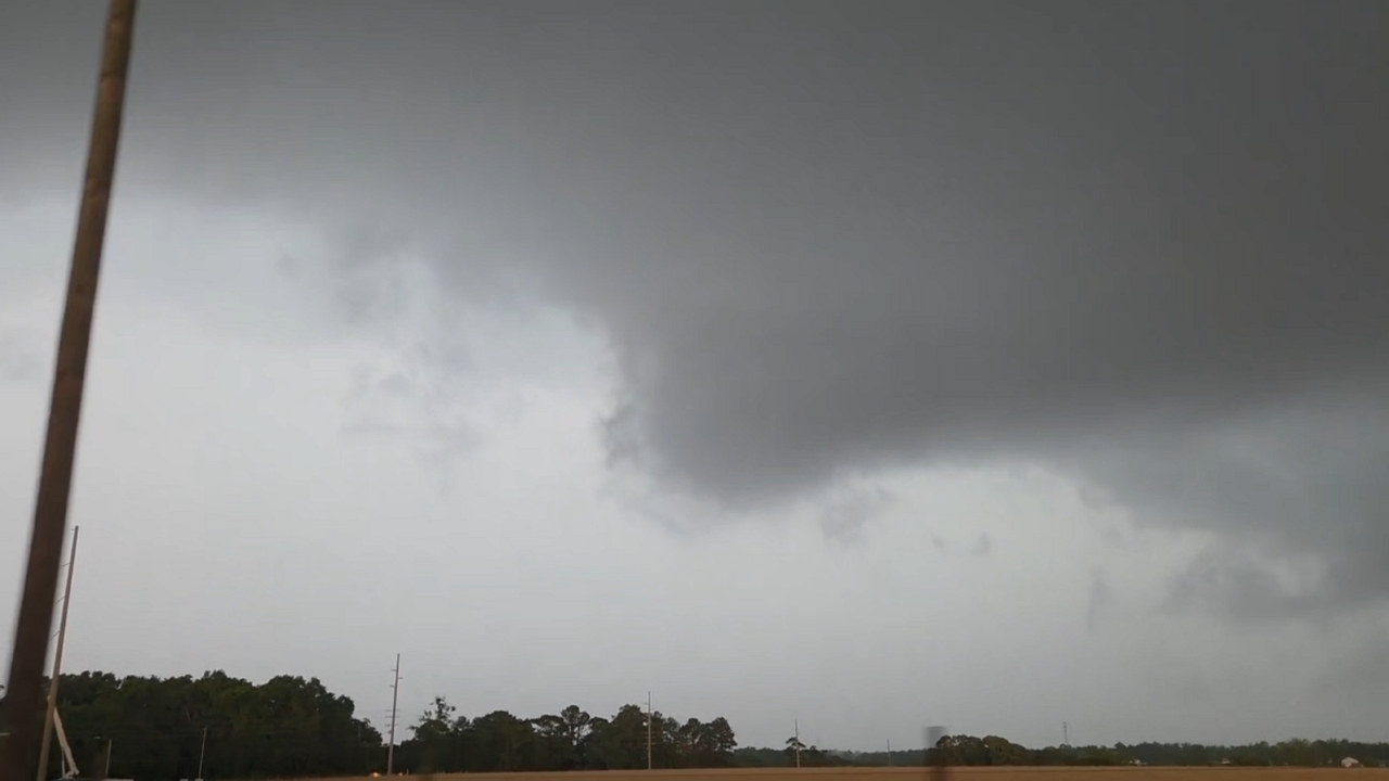 Ominous storm clouds form during tornado warning in Fairhope, Alabama, USA