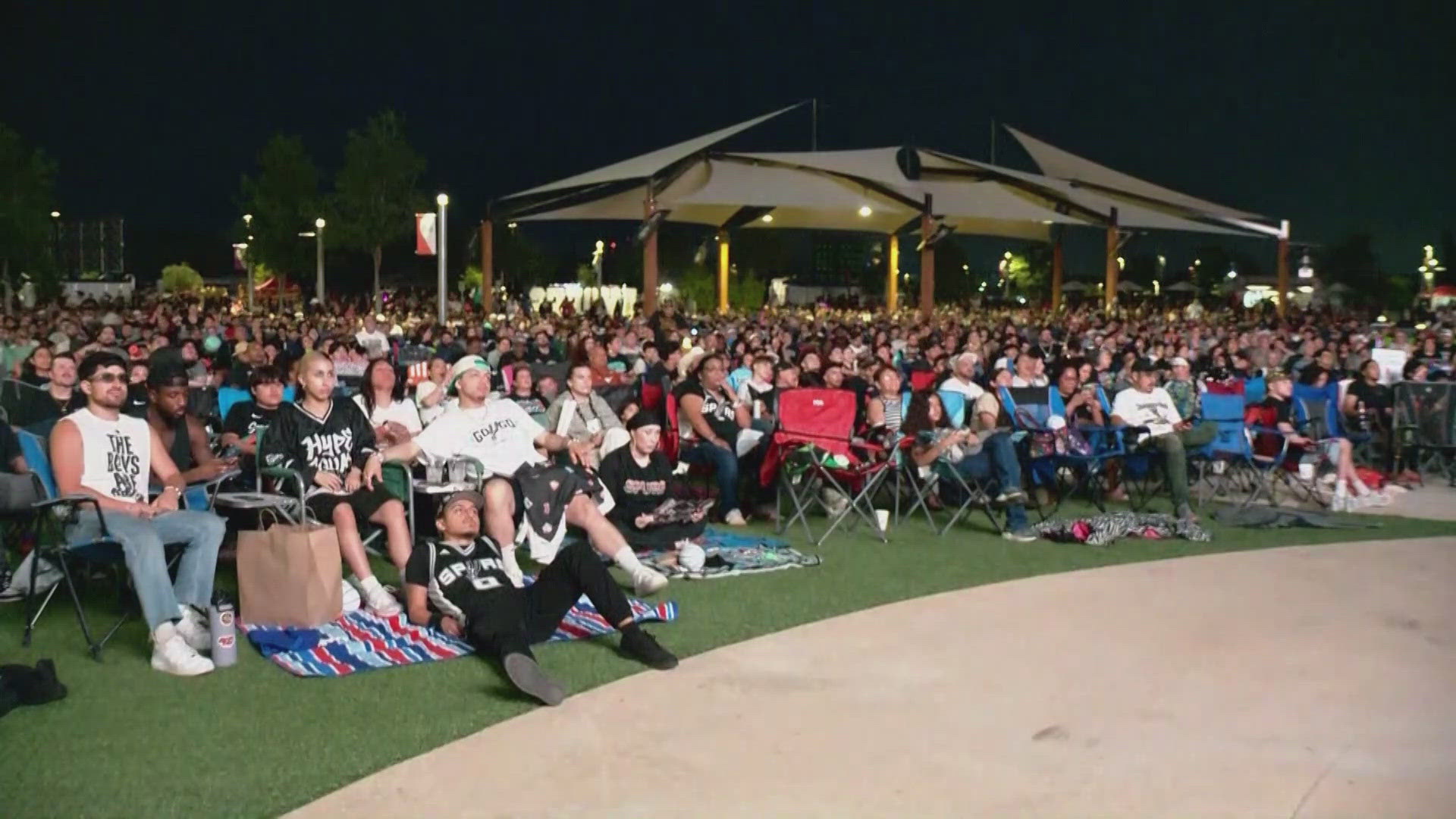 6,000 fans pack The Rock at La Cantera for Game 3 between San Antonio ...